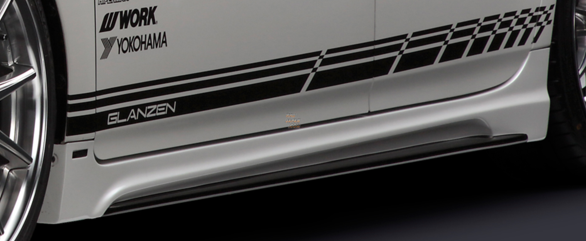 Silk Blaze Glanzen Side Decal Gun Metallic - Prius ZVW30 - RHDJapan