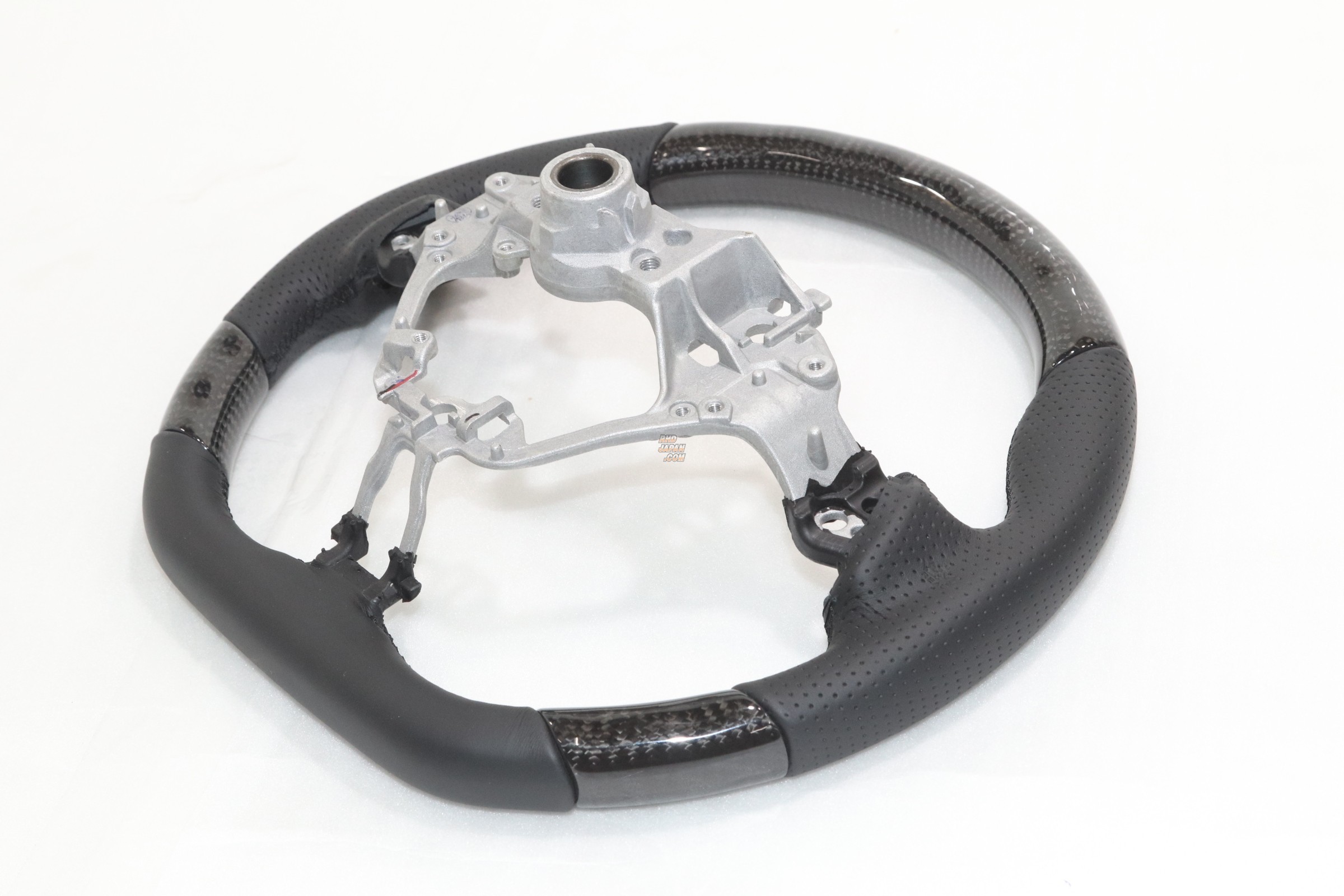 Real Original Series Steering Wheel D-Shape Black Carbon-3C Black ...