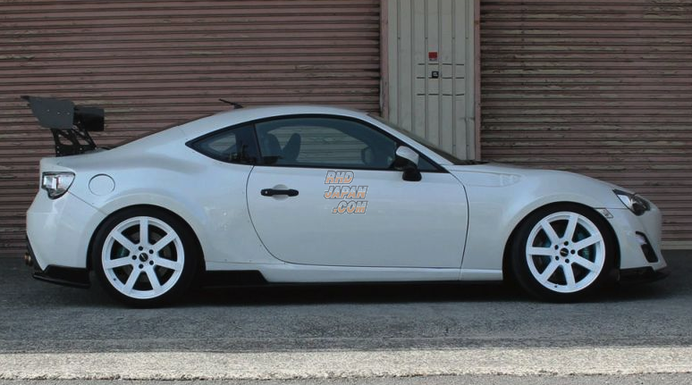 Origin Labo. Front Wide Fender Set +25mm - BRZ ZC6 86 ZN6 - RHDJapan