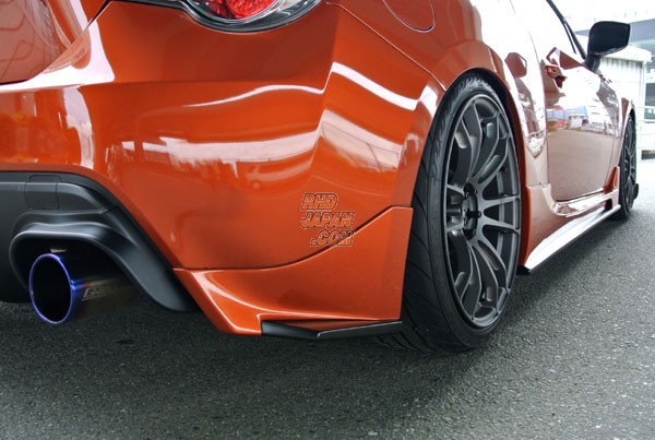 URAS GT-Body Kit 3-piece FRP - ZN6 - RHDJapan